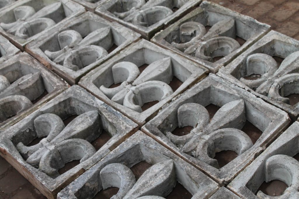 Reclaimed Stone Fleur De Lys Balustrade Coping Blocks - Warwick Reclamation
