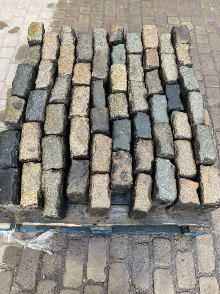 Reclaimed Manchester Multi Granite Cobbles - Warwick Reclamation