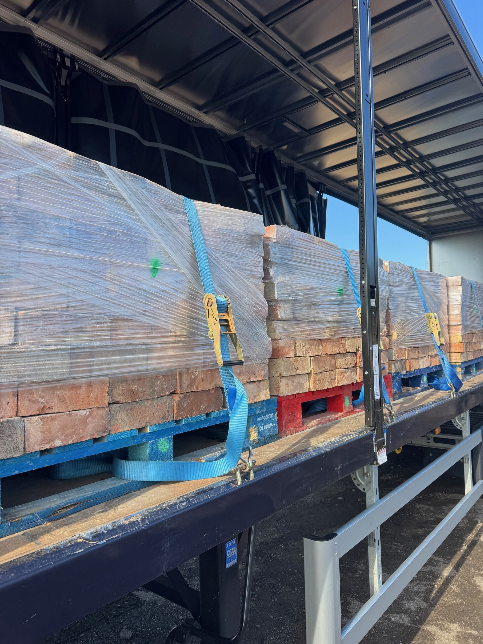 Reclaimed 3 Inch Leicester Wirecut Bricks - Warwick Reclamation