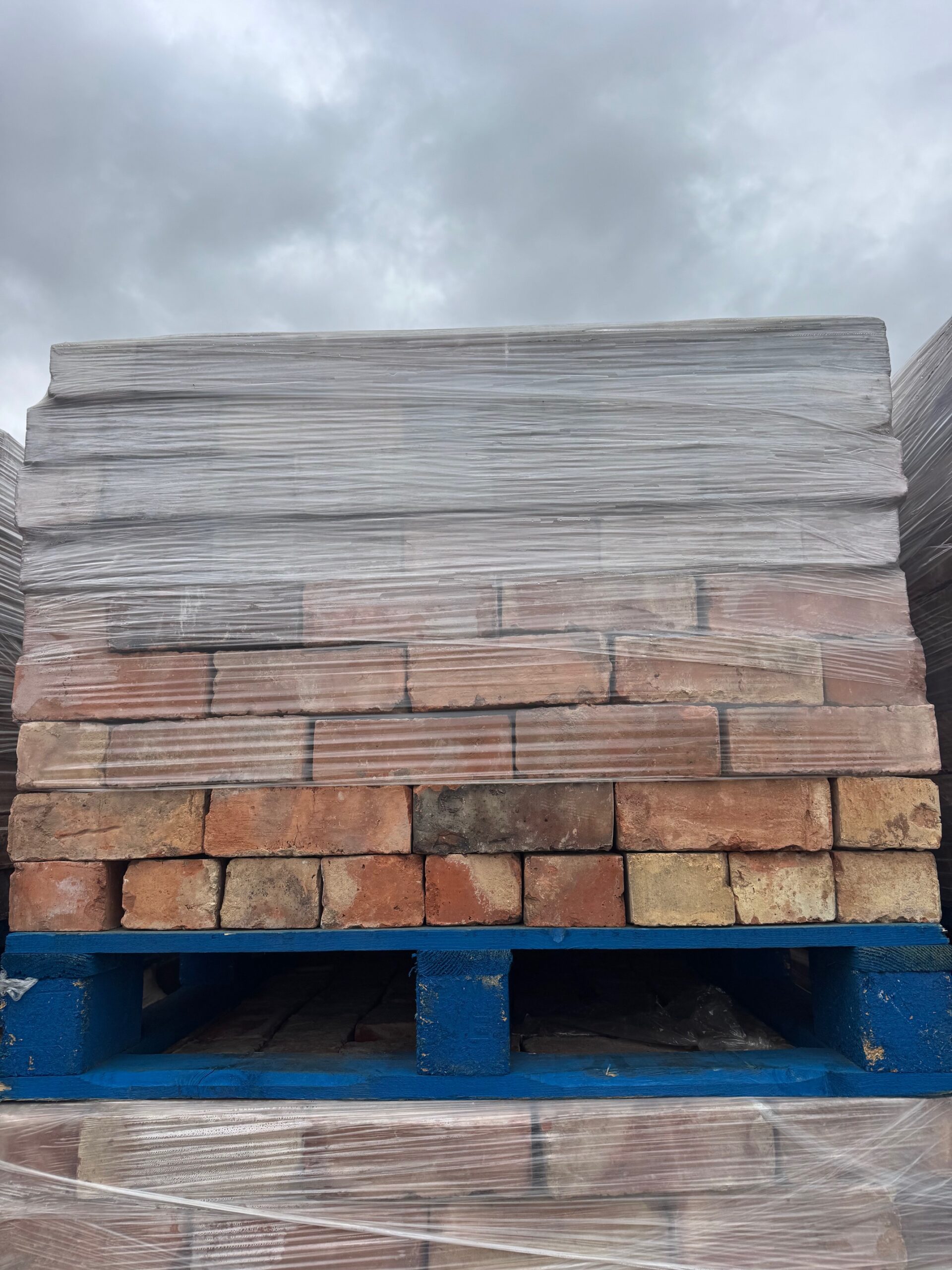 Reclaimed 3 Inch Leicester Wirecut Bricks - Warwick Reclamation